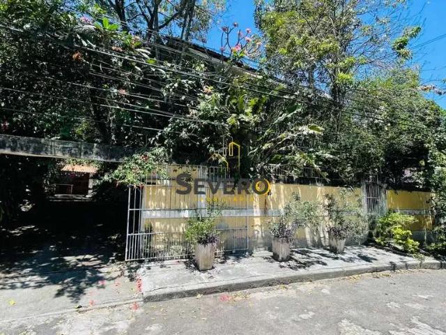 Casa / Sobrado para Venda em São Gonçalo/RJ Zé Garoto 3 Quartos