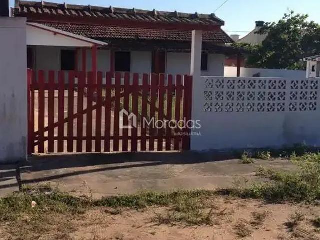 Casa / Sobrado para Venda em São Francisco de Itabapoana/RJ Praia de Santa Clara 4 Quartos