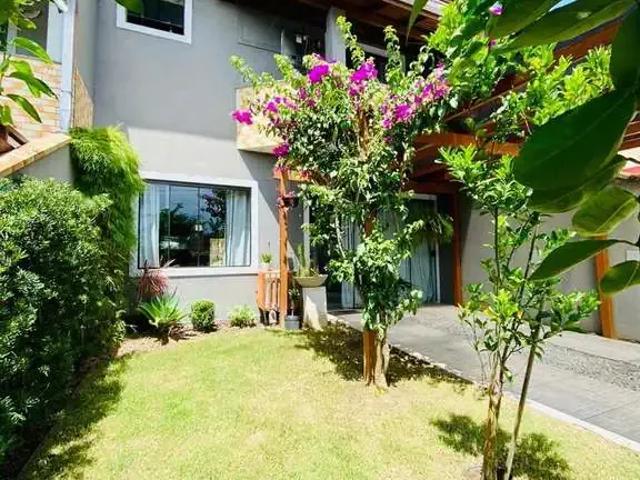 Casa / Sobrado para Venda em São Francisco do Sul/SC Água Branca 3 Quartos