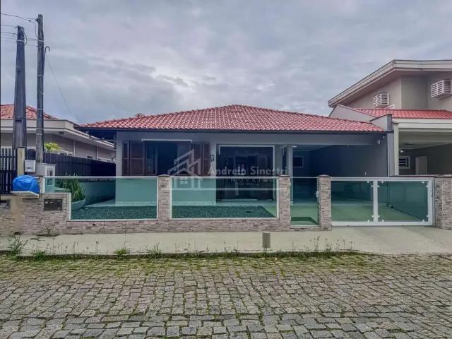 Casa / Sobrado para Venda em São Francisco do Sul/SC Balneário Enseada 3 Quartos