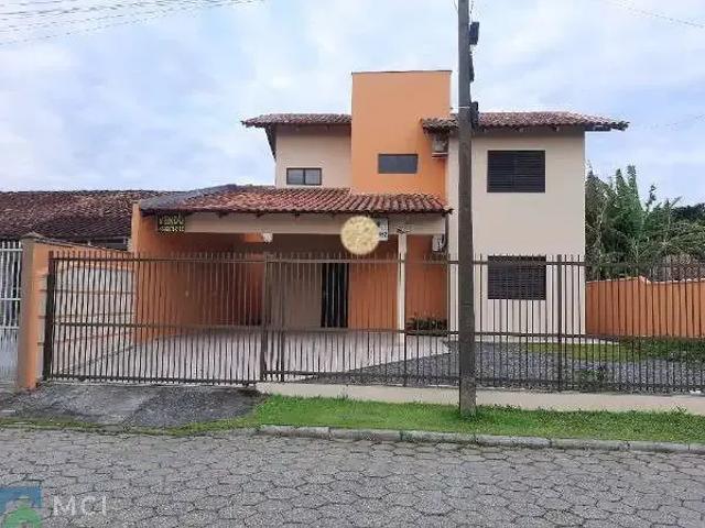 Casa / Sobrado para Venda em São Francisco do Sul/SC Enseada 4 Quartos