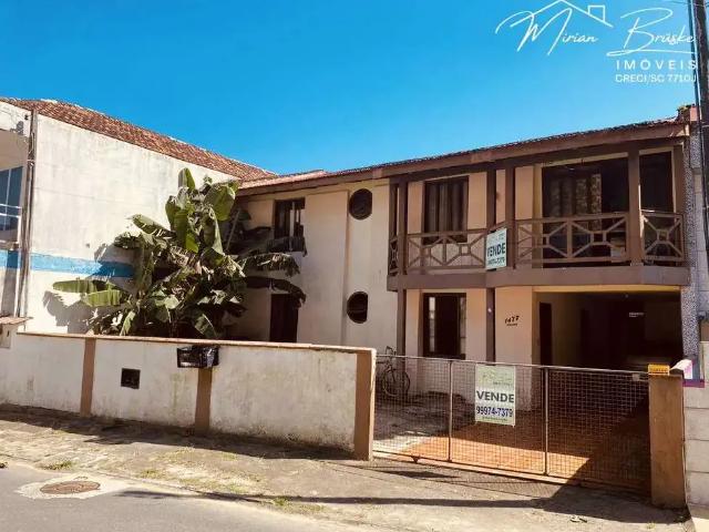 Casa / Sobrado para Venda em São Francisco do Sul/SC Balneário Enseada 4 Quartos