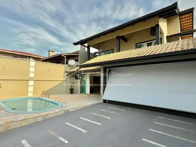 Casa / Sobrado para Venda em São Francisco do Sul/SC Balneário Enseada 4 Quartos
