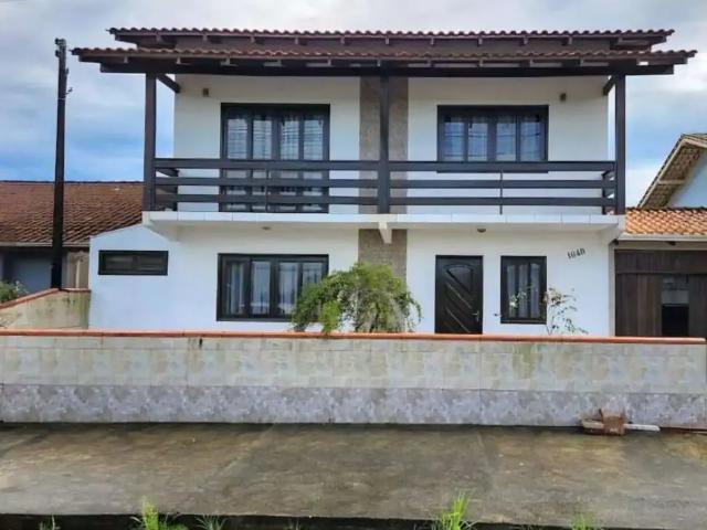Casa / Sobrado para Venda em São Francisco do Sul/SC Centro 4 Quartos