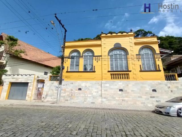 Casa / Sobrado para Venda em São Francisco do Sul/SC Centro 3 Quartos