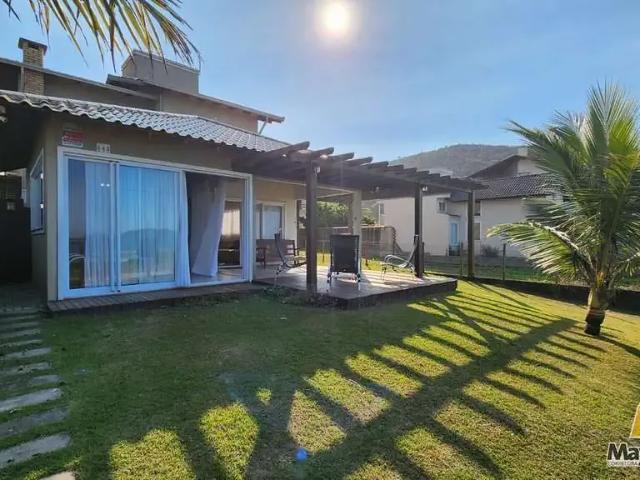 Casa / Sobrado para Venda em São Francisco do Sul/SC Itaguaçu 4 Quartos