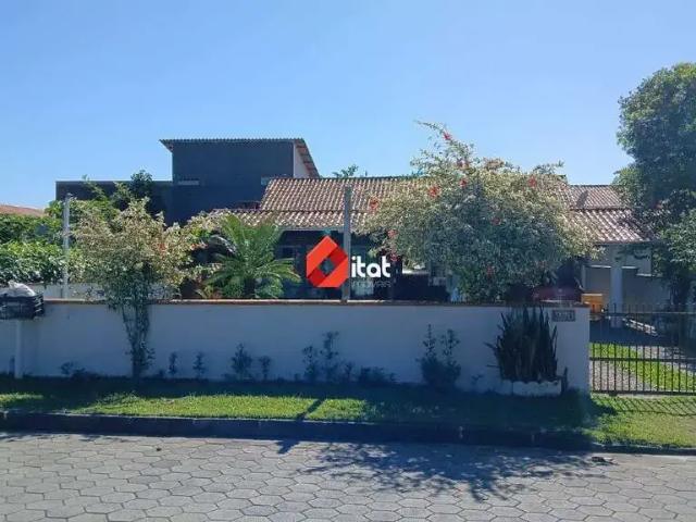 Casa / Sobrado para Venda em São Francisco do Sul/SC Praia do Ervino 5 Quartos