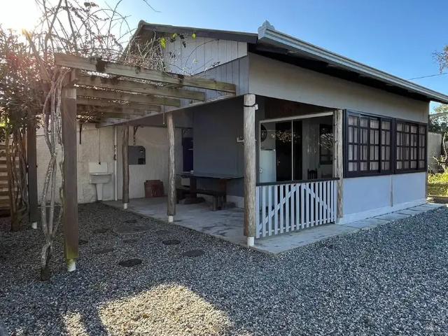Casa / Sobrado para Venda em São Francisco do Sul/SC Praia do Ervino 1 Quartos