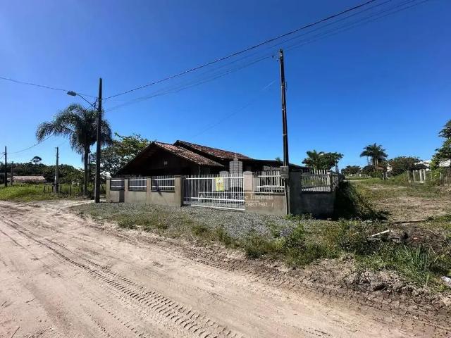 Casa / Sobrado para Venda em São Francisco do Sul/SC Praia do Ervino 2 Quartos