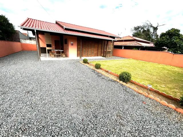 Casa / Sobrado para Venda em São Francisco do Sul/SC Praia do Ervino 2 Quartos