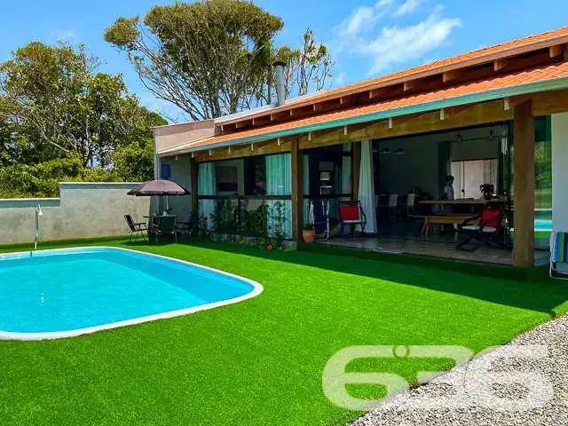 Casa / Sobrado para Venda em São Francisco do Sul/SC Praia do Ervino 2 Quartos