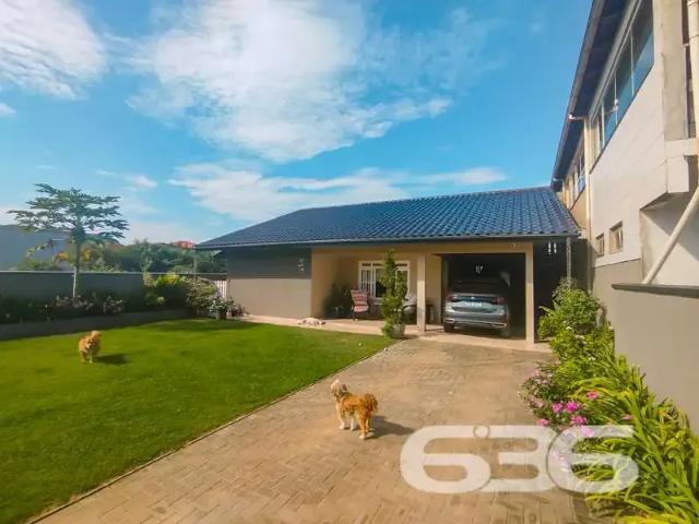 Casa / Sobrado para Venda em São Francisco do Sul/SC Praia do Ervino 3 Quartos