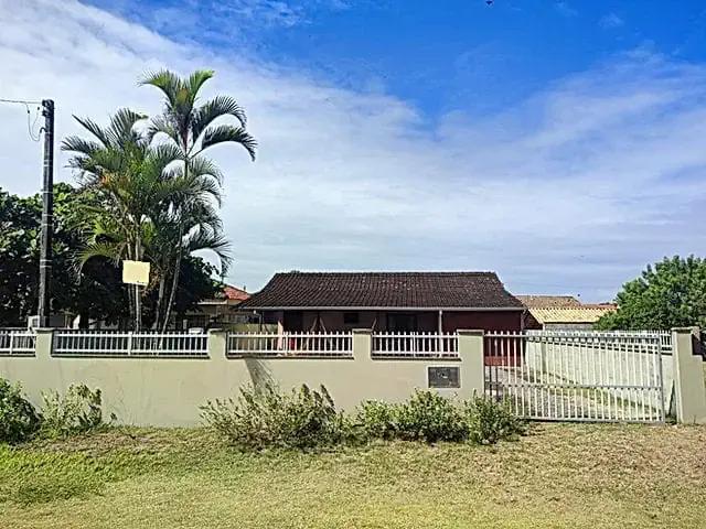 Casa / Sobrado para Venda em São Francisco do Sul/SC Praia do Ervino 3 Quartos