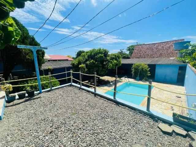 Casa / Sobrado para Venda em São Francisco do Sul/SC Praia do Ervino 3 Quartos