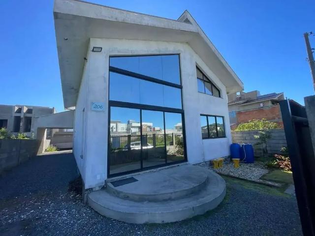Casa / Sobrado para Venda em São Francisco do Sul/SC Praia Grande 3 Quartos