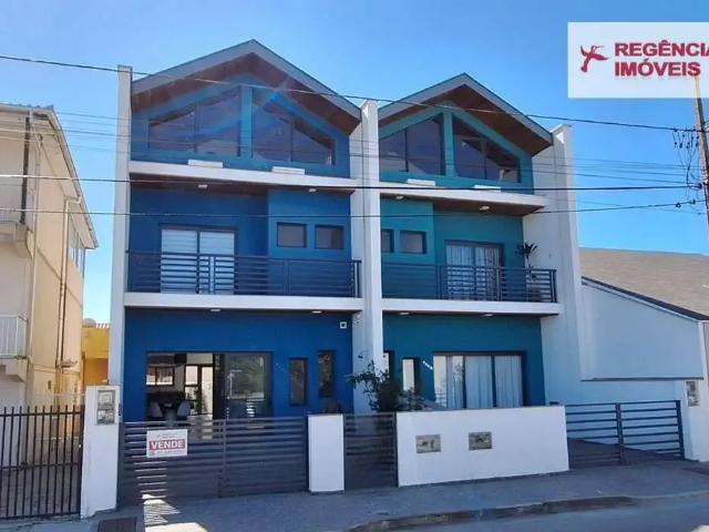Casa / Sobrado para Venda em São Francisco do Sul/SC Praia Grande 3 Quartos