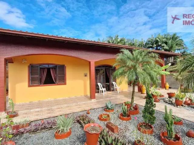 Casa / Sobrado para Venda em São Francisco do Sul/SC Rocio Pequeno 4 Quartos