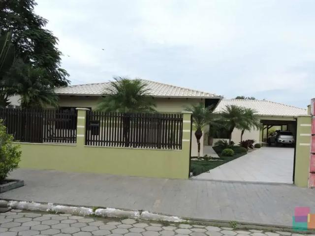 Casa / Sobrado para Venda em São Francisco do Sul/SC São José do Acaraí 5 Quartos