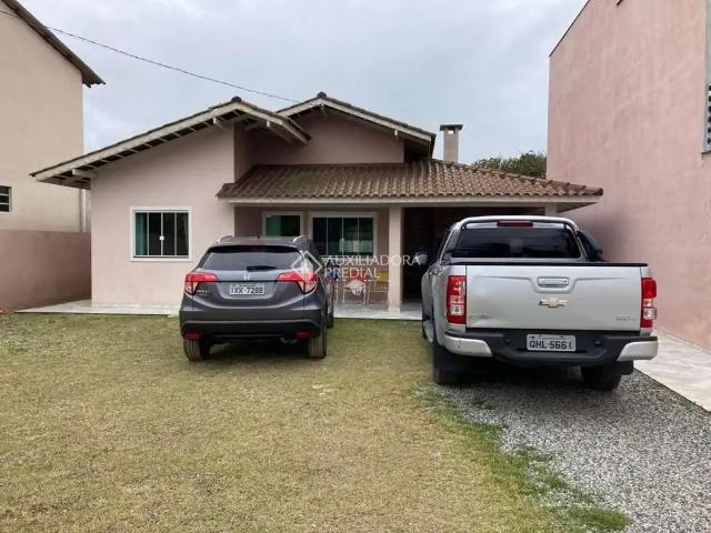 Casa / Sobrado para Venda em São Francisco do Sul/SC Ubatuba 3 Quartos