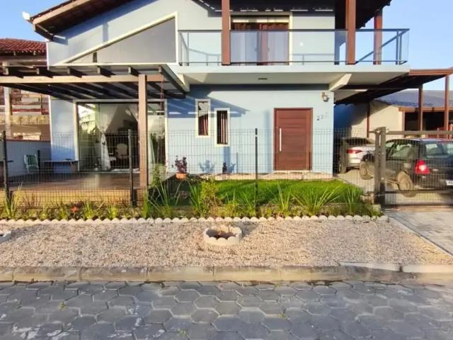 Casa / Sobrado para Venda em São Francisco do Sul/SC Ubatuba 3 Quartos
