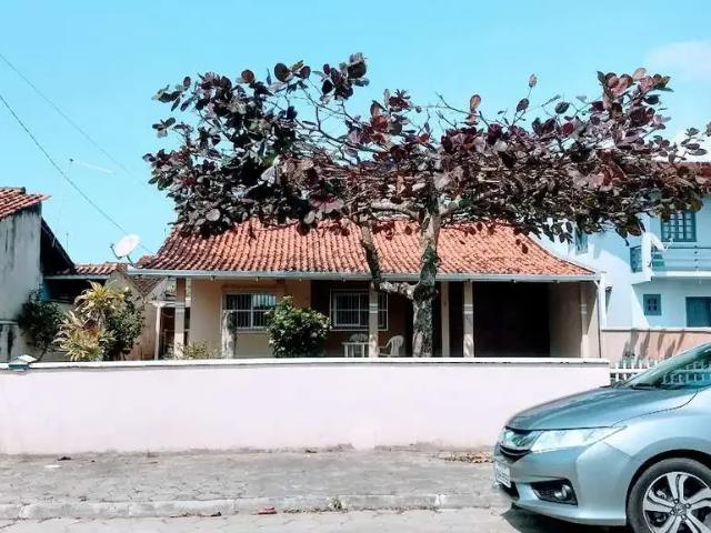 Casa / Sobrado para Venda em São Francisco do Sul/SC Ubatuba 3 Quartos