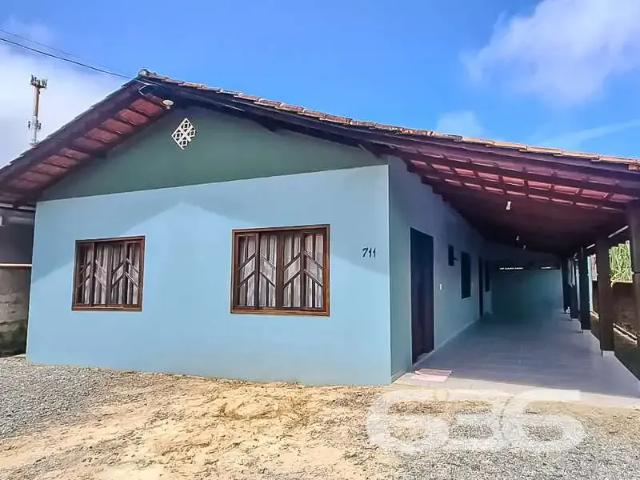 Casa / Sobrado para Venda em São Francisco do Sul/SC Ubatuba 3 Quartos