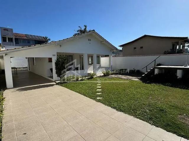 Casa / Sobrado para Venda em São Francisco do Sul/SC Ubatuba 3 Quartos