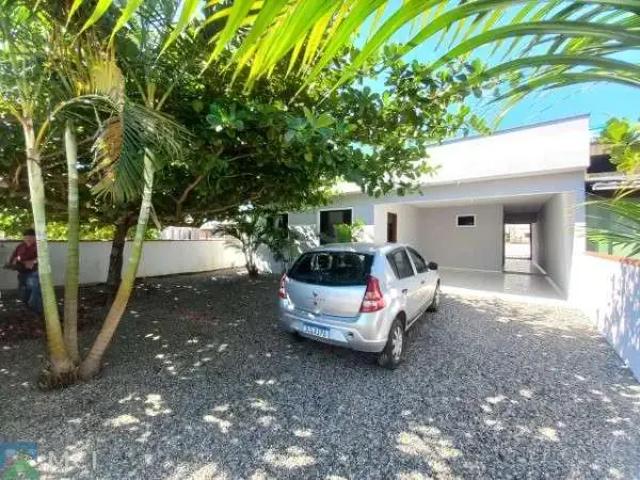 Casa / Sobrado para Venda em São Francisco do Sul/SC Ubatuba 3 Quartos