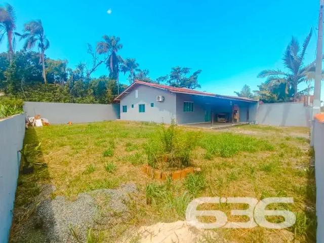 Casa / Sobrado para Venda em São Francisco do Sul/SC Ubatuba 3 Quartos