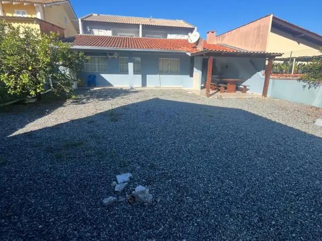 Casa / Sobrado para Venda em São Francisco do Sul/SC Ubatuba 2 Quartos