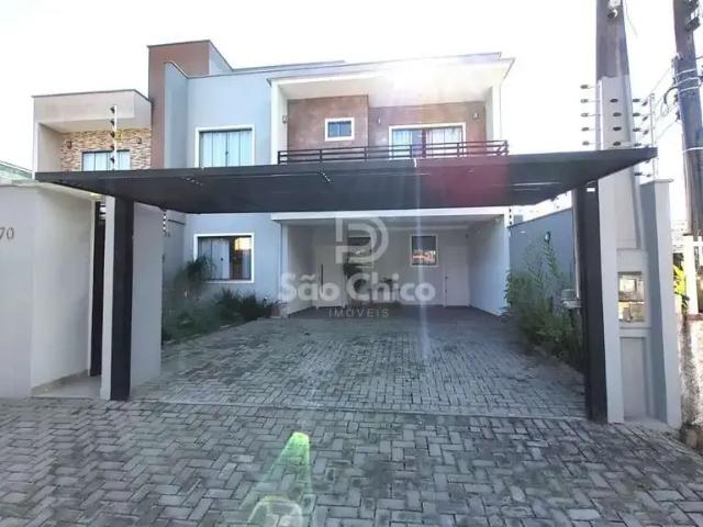 Casa / Sobrado para Venda em São Francisco do Sul/SC Ubatuba 4 Quartos