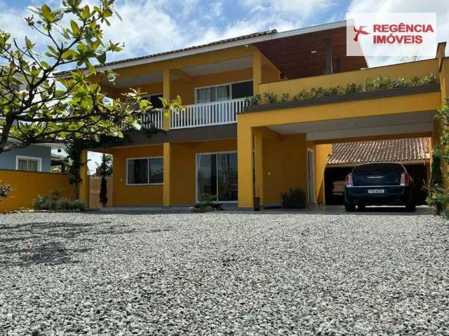 Casa / Sobrado para Venda em São Francisco do Sul/SC Ubatuba 4 Quartos
