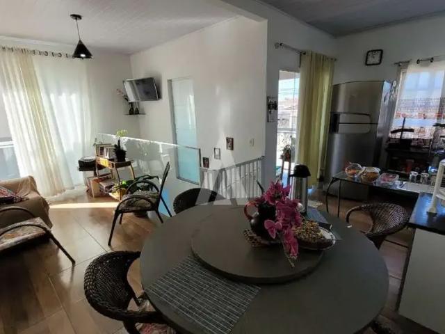 Casa / Sobrado para Venda em São Francisco do Sul/SC Ubatuba 5 Quartos