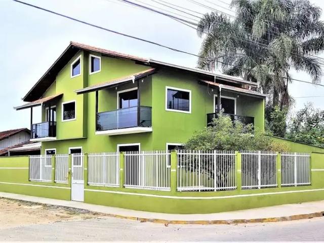 Casa / Sobrado para Venda em São Francisco do Sul/SC Ubatuba 5 Quartos