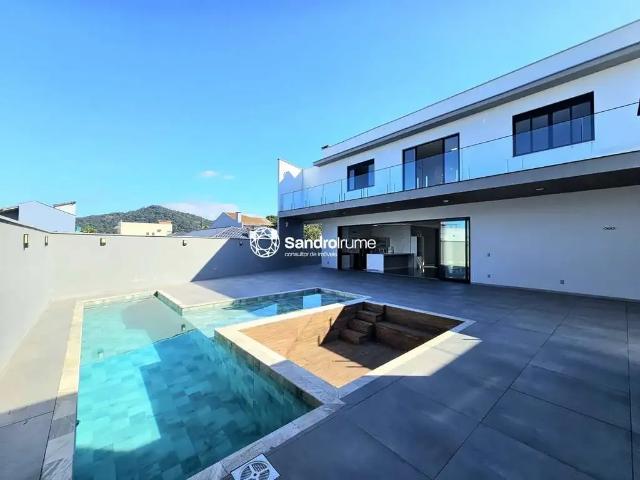 Casa / Sobrado para Venda em São Francisco do Sul/SC Ubatuba 6 Quartos