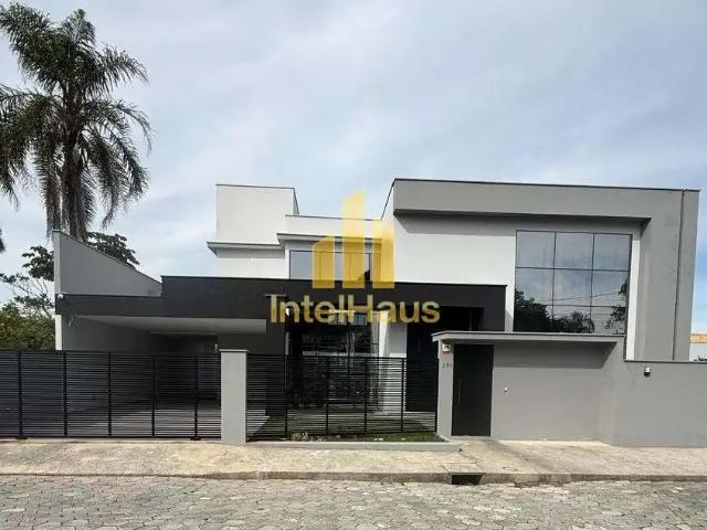 Casa / Sobrado para Venda em São Francisco do Sul/SC Ubatuba 6 Quartos