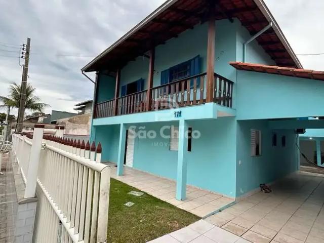 Casa / Sobrado para Venda em São Francisco do Sul/SC Ubatuba 6 Quartos