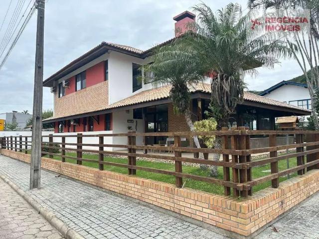 Casa / Sobrado para Venda em São Francisco do Sul/SC Ubatuba 6 Quartos