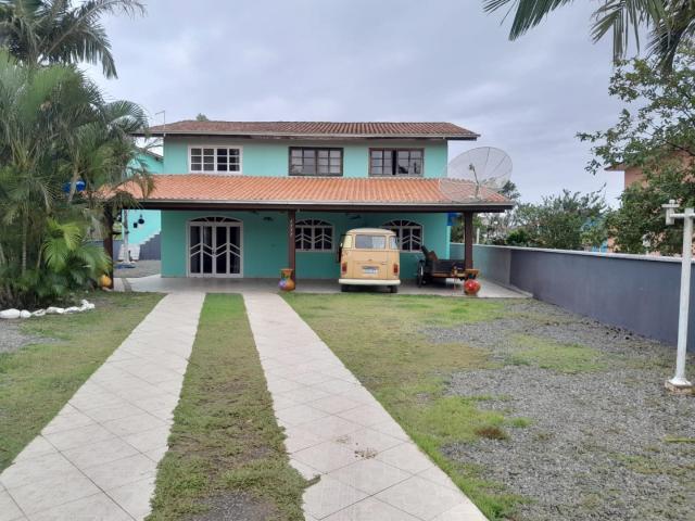 Casa / Sobrado para Venda em São Francisco do Sul/SC Ubatuba 8 Quartos