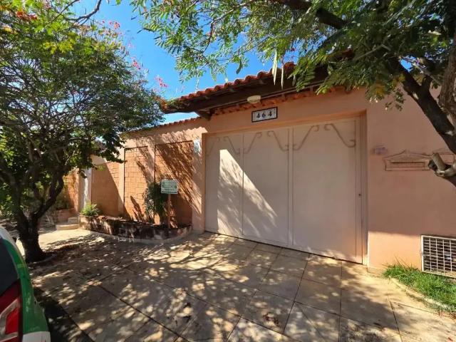 Casa / Sobrado para Venda em São João da Boa Vista/SP Terras de São José 3 Quartos