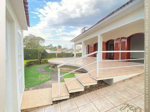 Casa / Sobrado para Venda em São João da Boa Vista/SP Jardim Canadá 3 Quartos