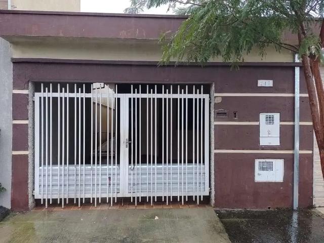 Casa / Sobrado para Venda em São João da Boa Vista/SP Jardim Almeida 2 Quartos