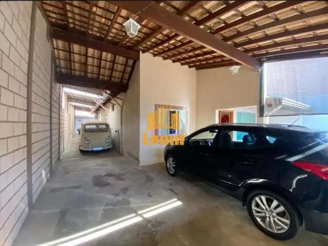 Casa / Sobrado para Venda em São João da Boa Vista/SP Jardim do Trevo 3 Quartos