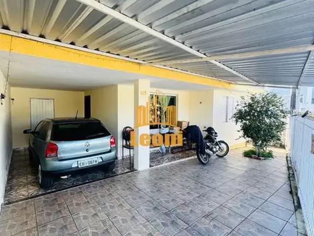 Casa / Sobrado para Venda em São João da Boa Vista/SP Jardim Santa Helena 3 Quartos
