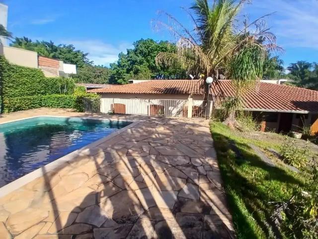 Casa / Sobrado para Venda em São João da Boa Vista/SP Parque das Nações 4 Quartos
