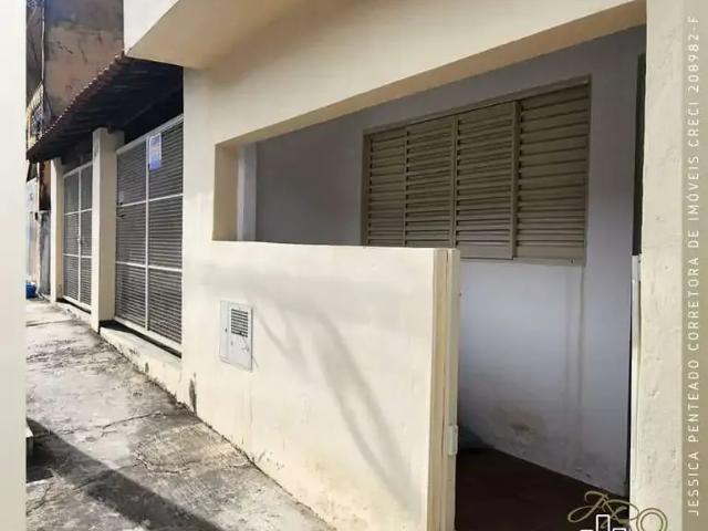 Casa / Sobrado para Venda em São João da Boa Vista/SP Parque Residencial Jardim São Domingos 2 Quartos