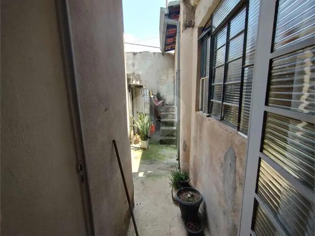 Casa / Sobrado para Venda em São João da Boa Vista/SP Rosário 2 Quartos