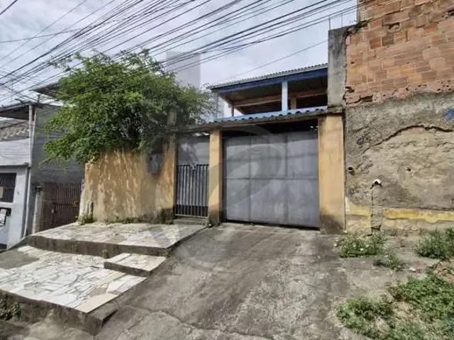 Casa / Sobrado para Venda em São João de Meriti/RJ Tomazinho 2 Quartos