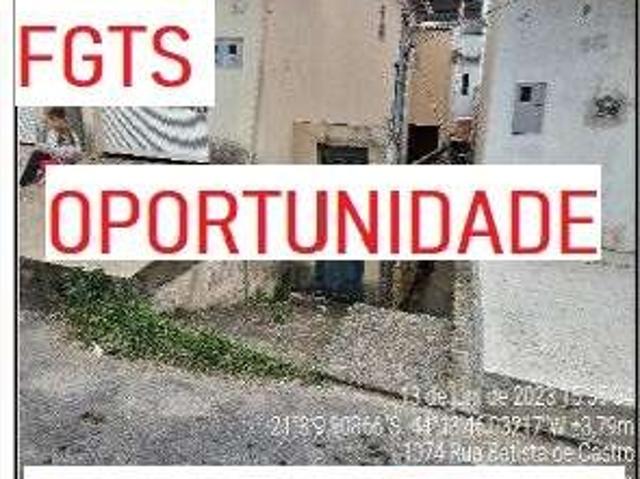 Casa / Sobrado para Venda em São João Del Rei/MG Vila Santa Terezinha 3 Quartos
