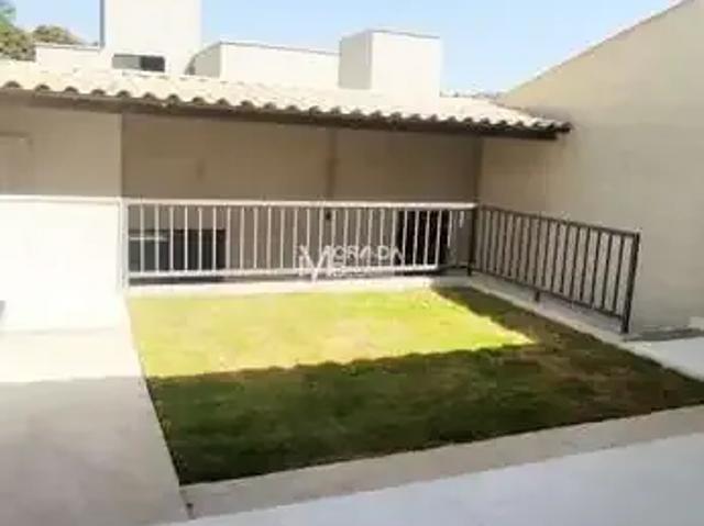 Casa / Sobrado para Venda em São José da Lapa/MG Dom Pedro 3 Quartos